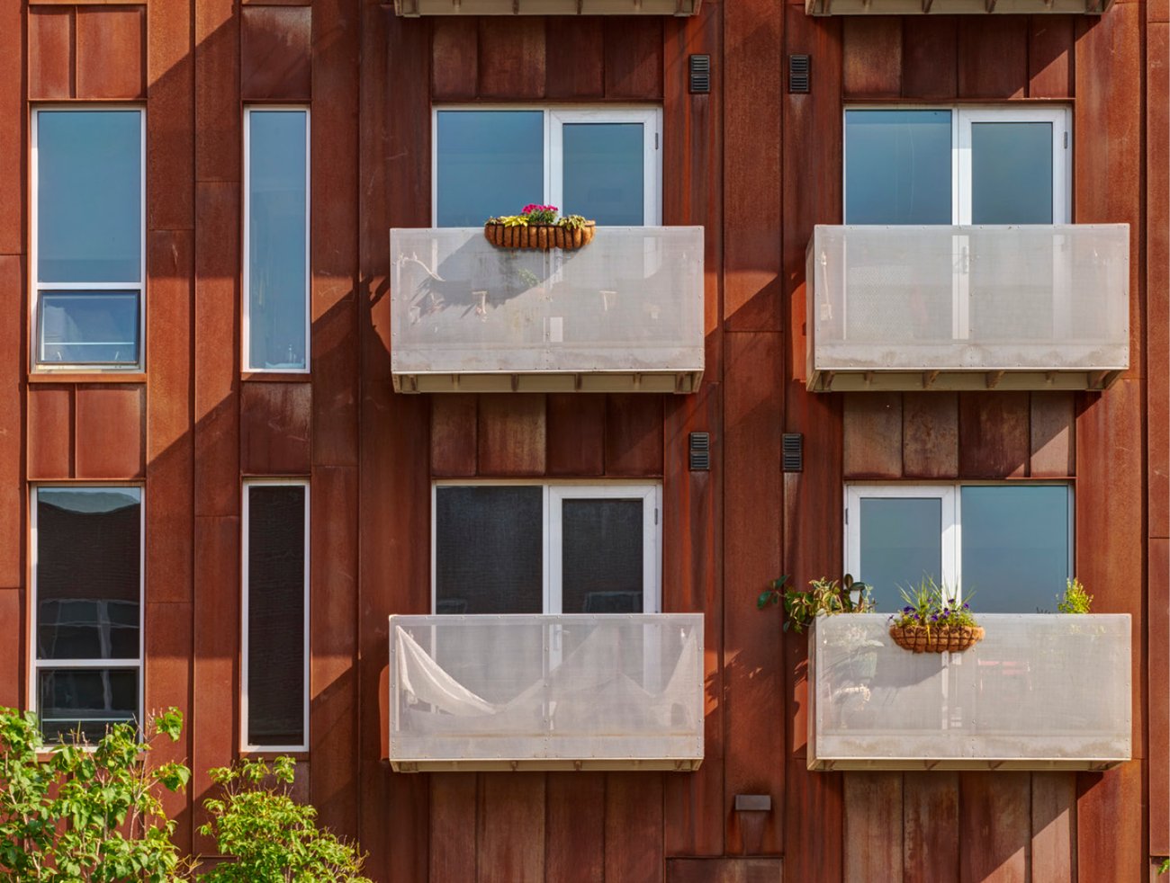 How to Reduce the Total Cost of Building Ownership