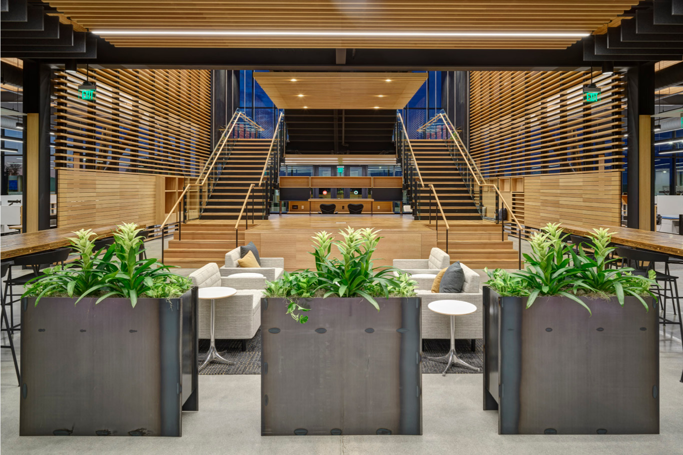 Trends in Post-Pandemic Office Design: Hybrid Work | Neumann Monson ...